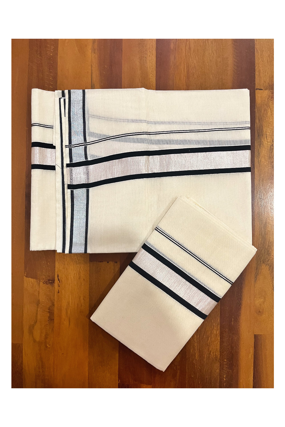 Kerala Cotton Set Mundu Single (Mundum Neriyathum) with Black and Silv ...