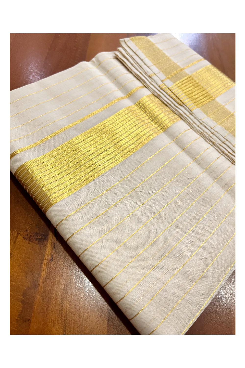 Kerala Mundu / Dhoti Online – Southloom.com - Kerala Handloom and ...