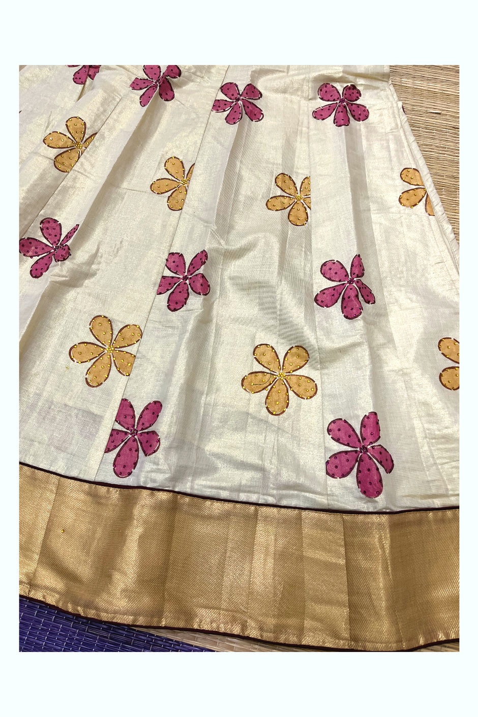 Kasavu Dhavani (Stitched & Unstitched) – Southloom.com - Kerala ...