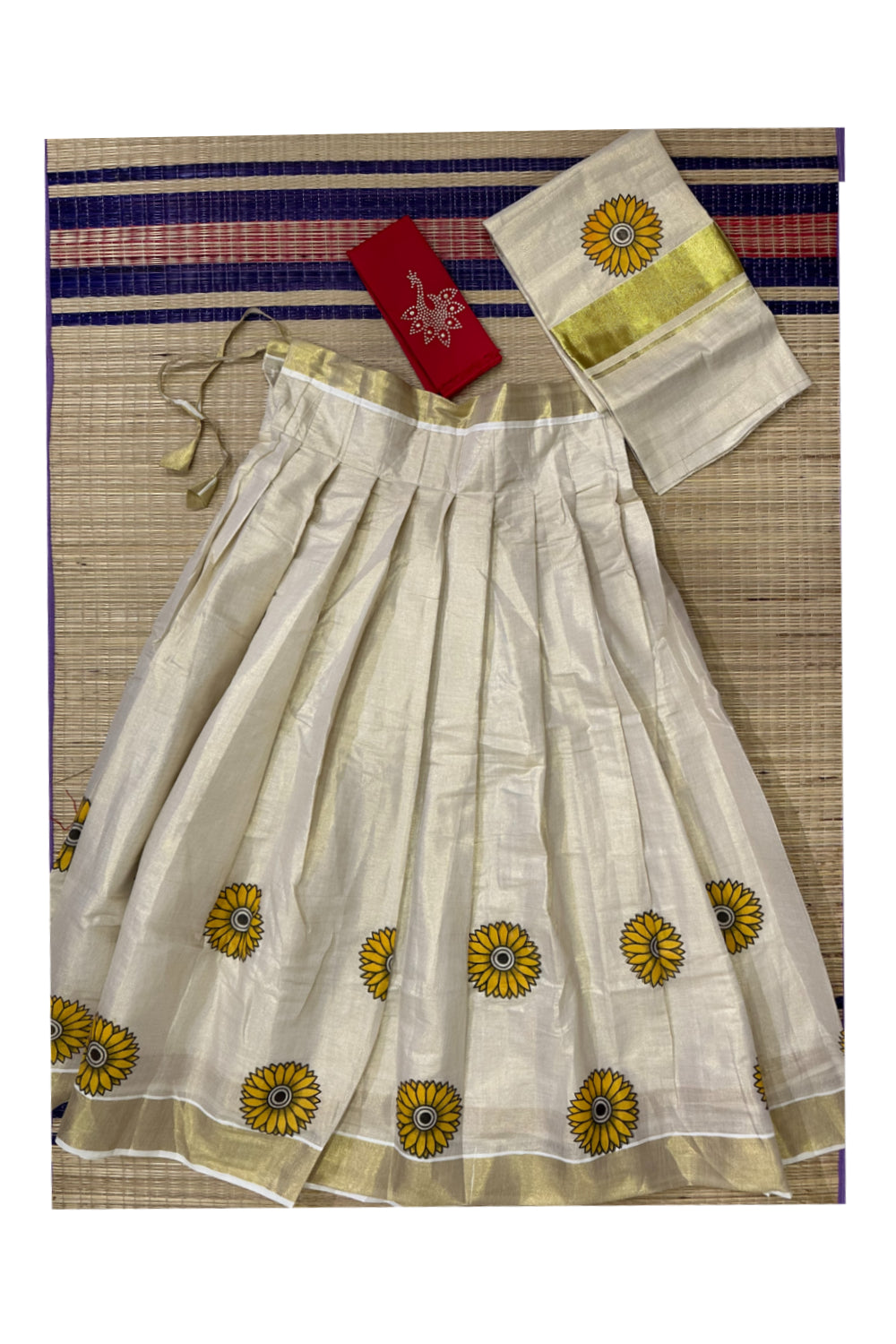Kasavu Dhavani (Stitched & Unstitched) – Southloom.com