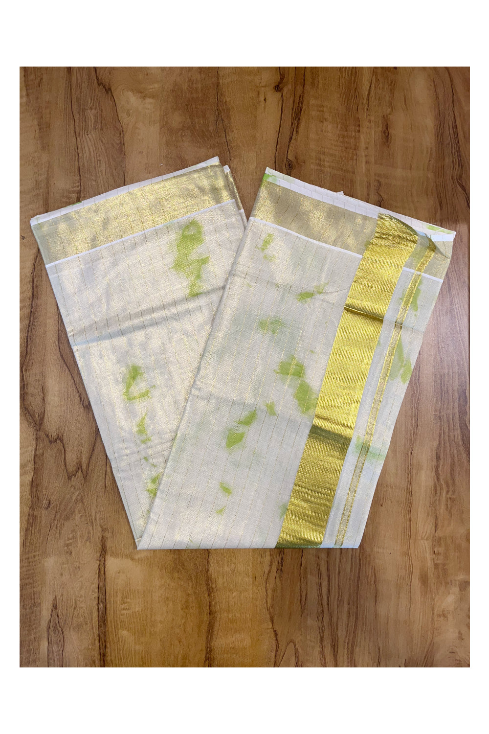 Southloom Tissue Dyed Pattern Green Design Saree with Kasavu Lines Acr ...