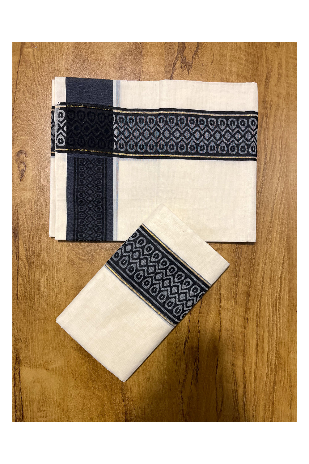 Kerala Cotton Single Set Mundu (Mundum Neriyathum) with Black Block pr ...